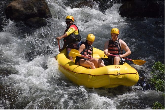 Blue River at Tenorio Volcano National Park | Suitree Tours
